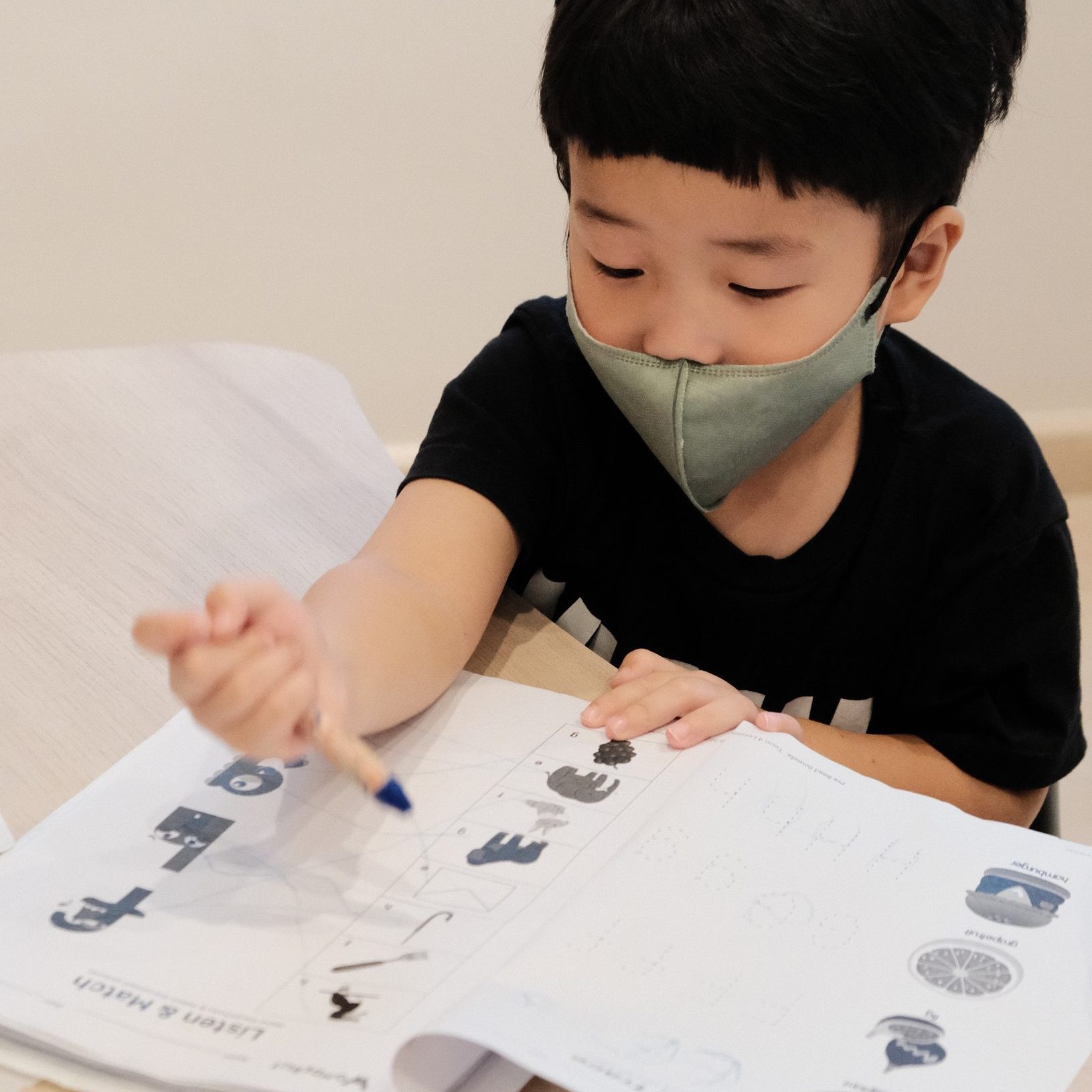 The Importance of Phonics in Developing Reading Skills | Wonderlit Blog